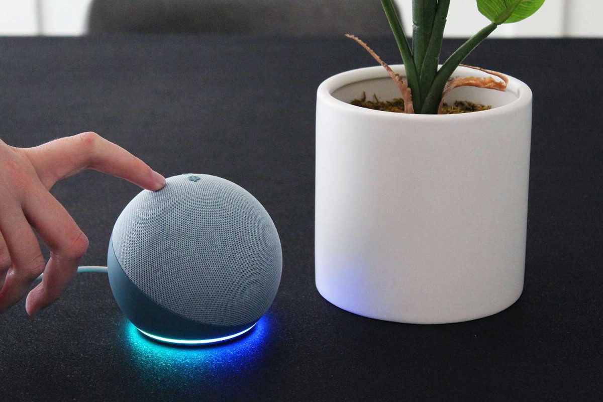 Everything You Need to Know About the New Amazon Echo Dot
